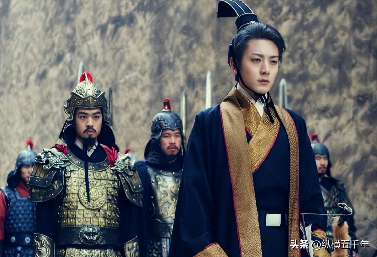After Wang Mang proclaimed himself emperor, in addition to the Wang ...