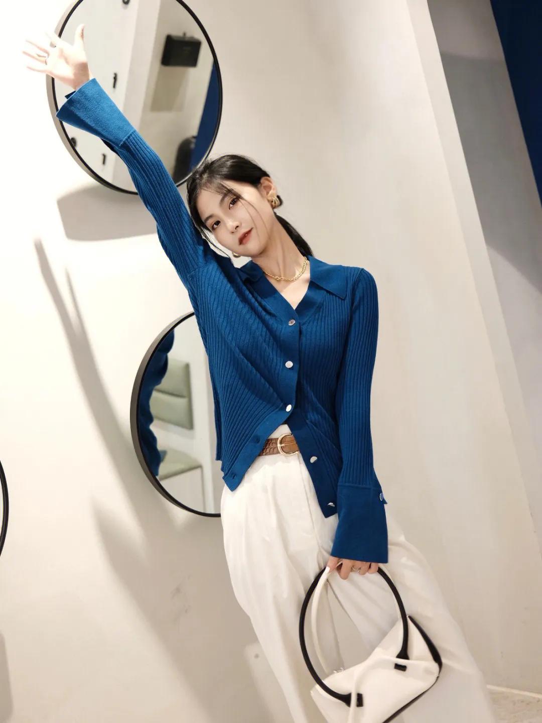 Autumn wear with ootd free blue mood - iNEWS