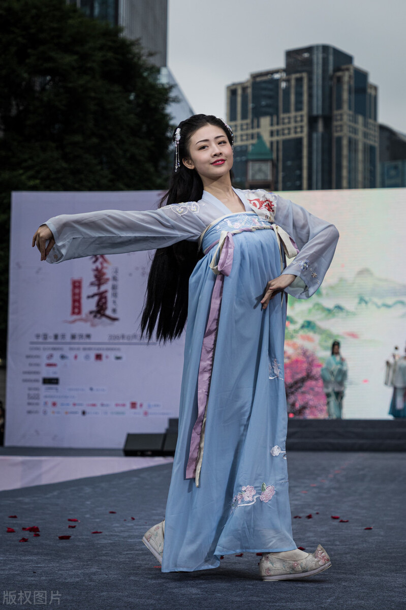 What is the difference between Manchus and Han Chinese? - iNEWS