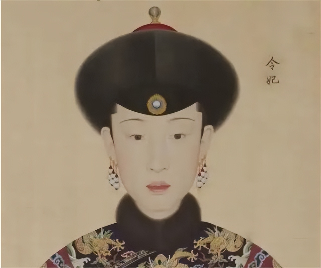 As soon as Consort Ling gave birth to a child, Qianlong was eager to ...