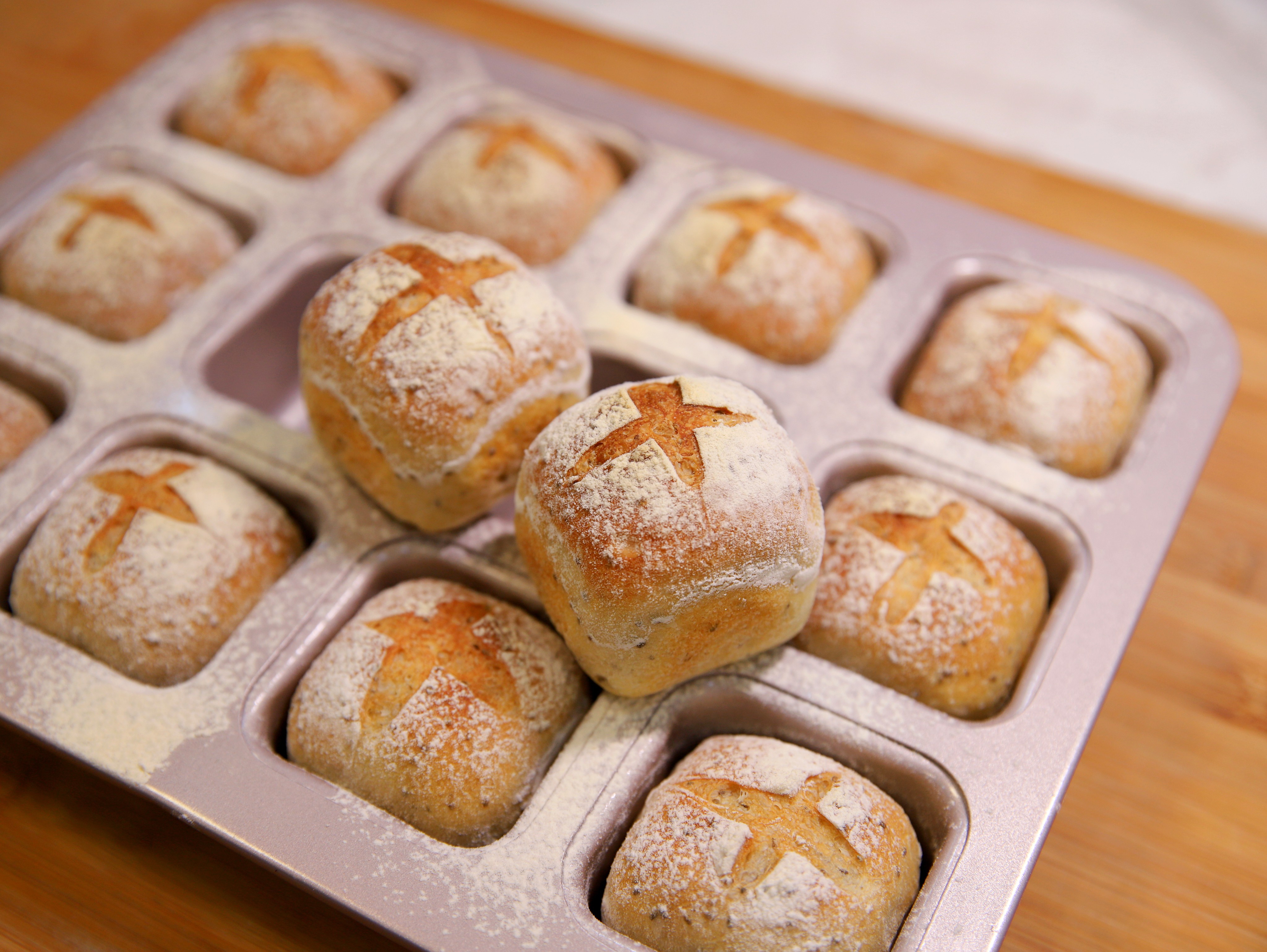 Calcium-supplementing master chia seeds, full of anti-aging nutrition ...