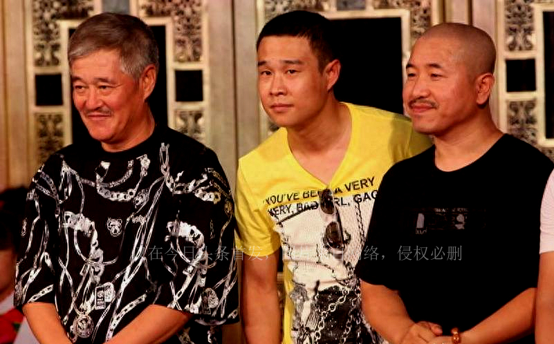 The young master of the Zhao family was angry. He opened a new store ...