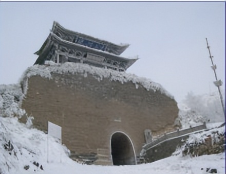 Yanmen Pass is an important pass on the Great Wall. It is famous for ...