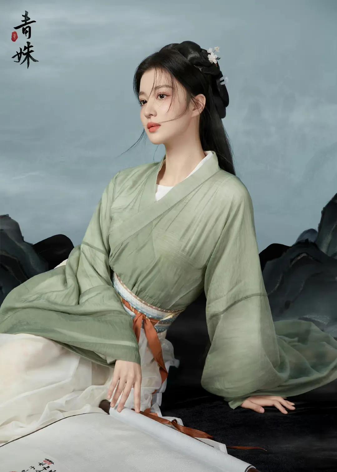 95 The four faces of Xiaohua, Zhou Ye, Wang Churan, Liu Haocun, Song Zuer. - iMedia