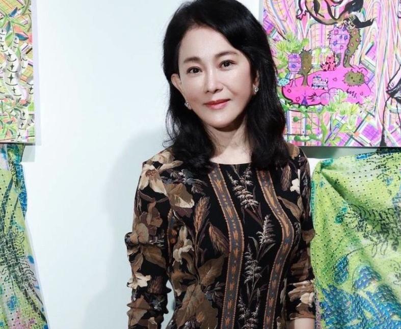 Qiu Yuting rarely showed up after the divorce, saying that he spent ...