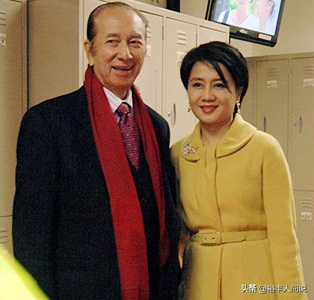 Wang Mingquan and "Four Tais" Liang Anqi have dinner together!The ...