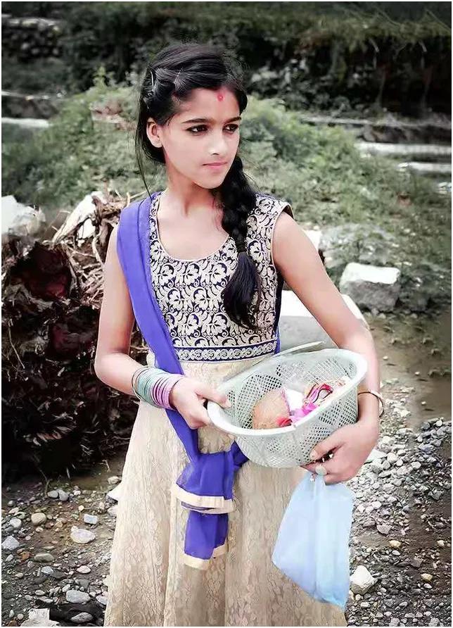 The only flag in the world consisting of two overlapping triangles - iNEWS