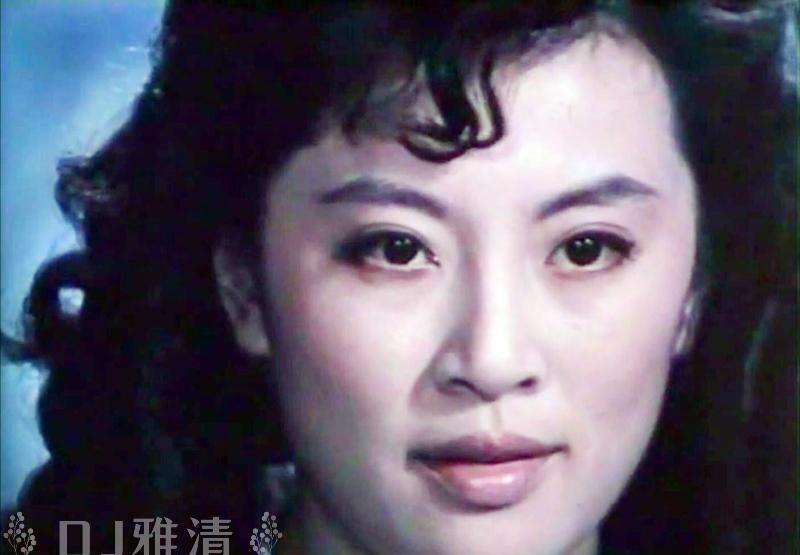 Wang Jiawei's ex-wife Deng Xing grew up by Qin Yi's side. Now her 67-year-old son has become her ...
