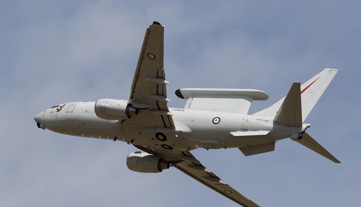 AEW1 early warning aircraft, with Boeing 737-300 aircraft as the ...
