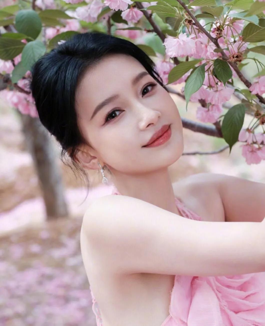 Sun Yi's photo - iNEWS