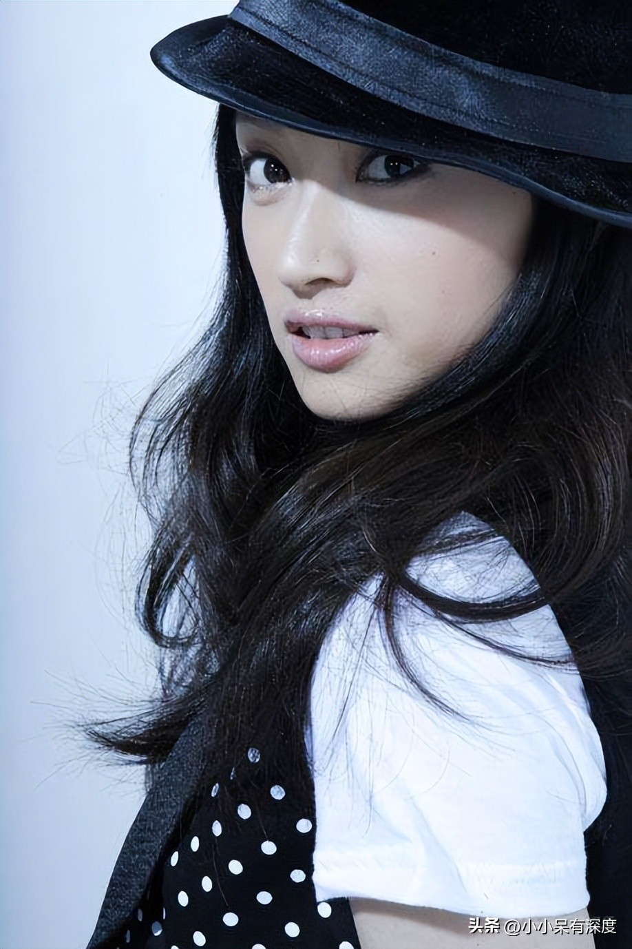 Shen Jiani is happy, she is not beautiful, but Zhu Yawen is so in love ...