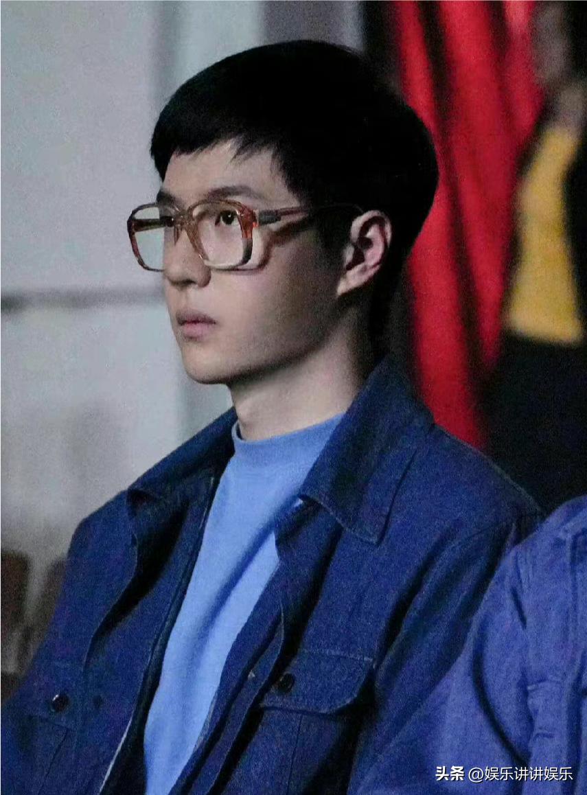 Li Mo took over as Captain Wang, Wang Yibo's identity change in one day ...