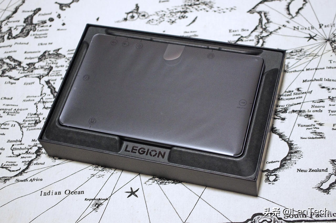 Game king, video and audio weapon: Lenovo Savior gaming tablet Y700 ...