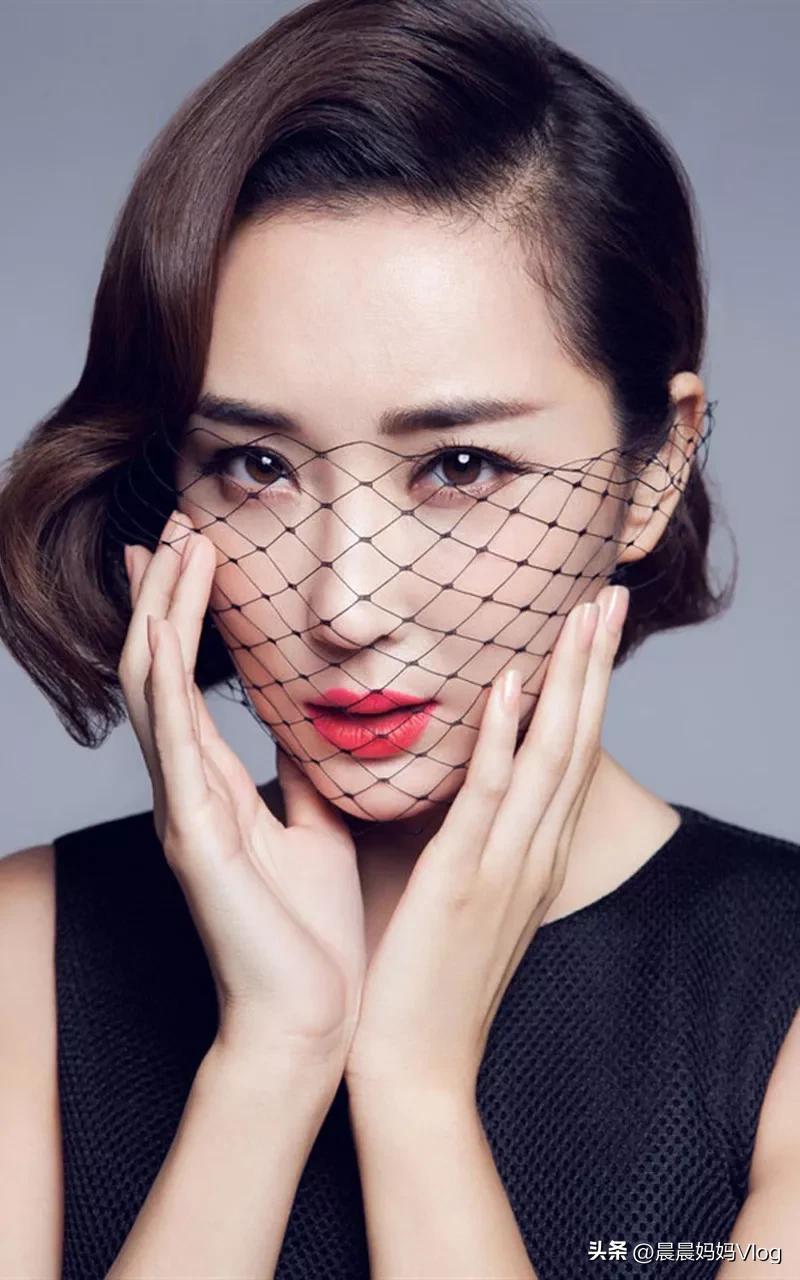 Sexy and charming Du Ruoxi - iNEWS