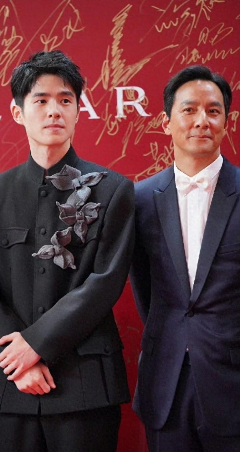 When 50-year-old Daniel Wu and 26-year-old Liu Haoran were in the same frame, I finally ...