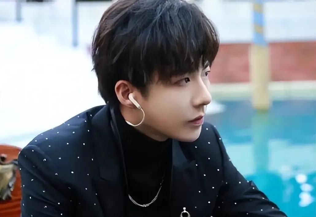 The media exposed that singer Liu Yuning was married and divorced ...