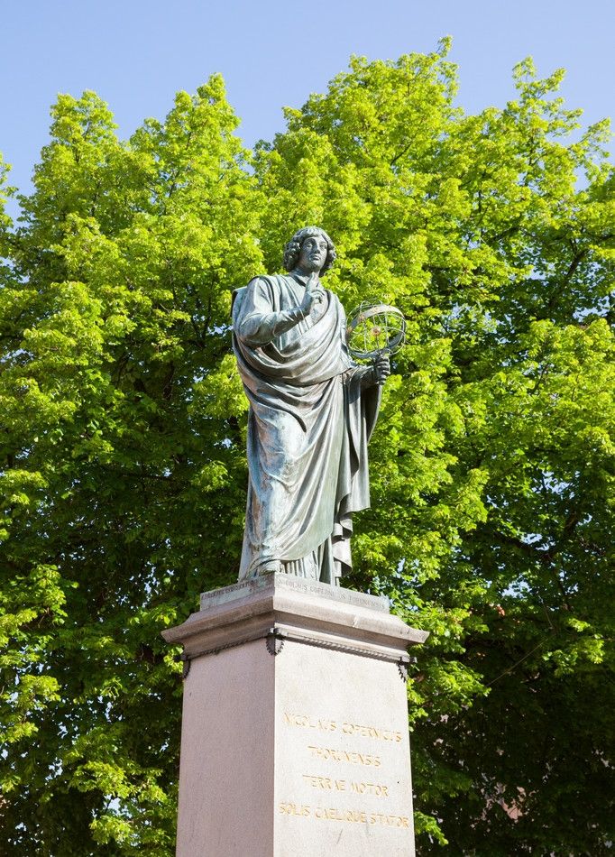 As a famous astronomer, how did Copernicus discover the "heliocentric ...