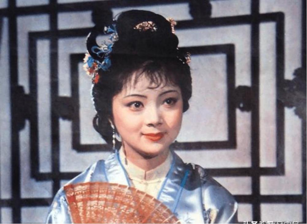 A Dream of Red Mansions Xue Pan returned from business triumphantly. He ...