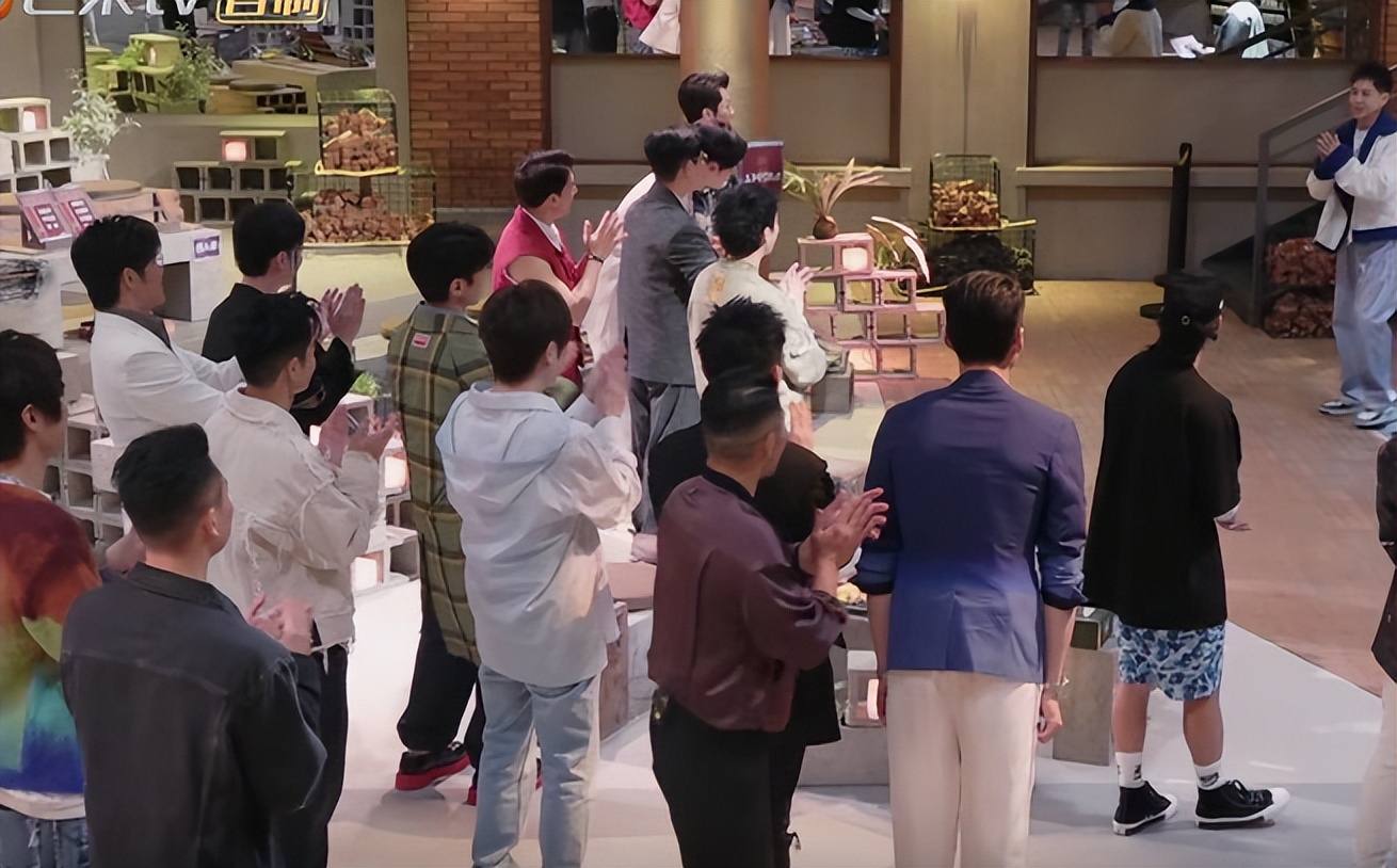 Hu Yanbin reveals that before the broadcast of "Call Me by Fire Season 3", Jimmy Lin was ...