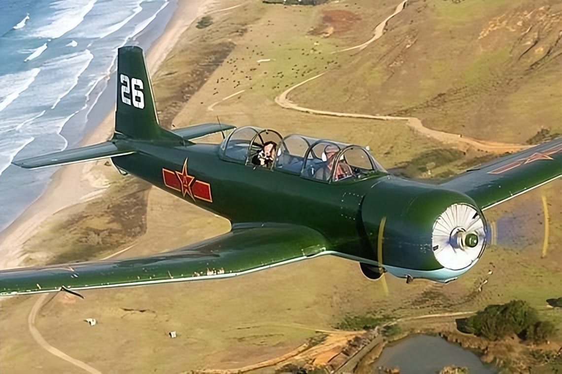 Have Chinese pilots ever flown propeller planes?Why not replace the old ...