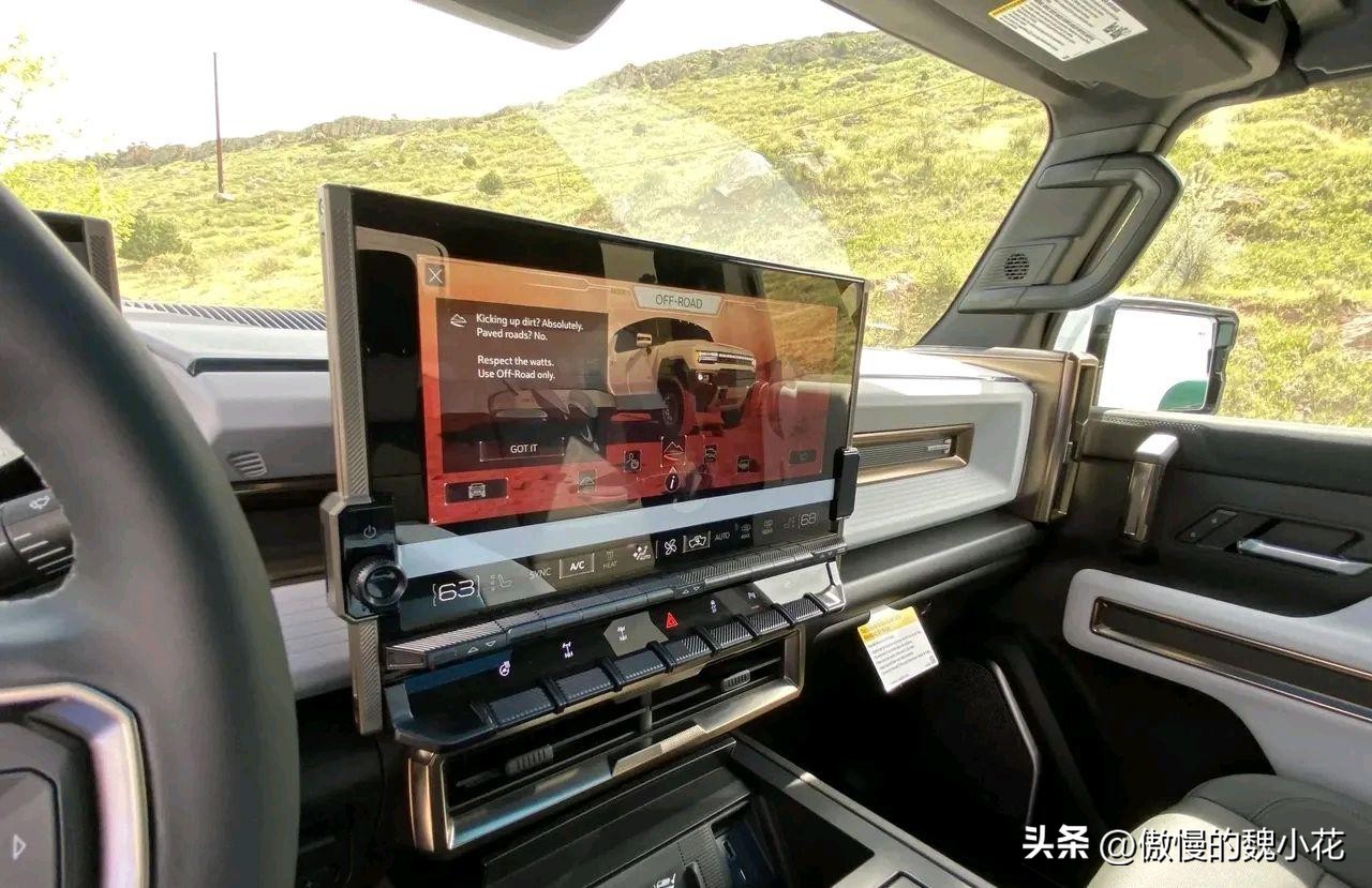 1000 horsepower, equipped with electric four-wheel drive, "Hummer EV ...