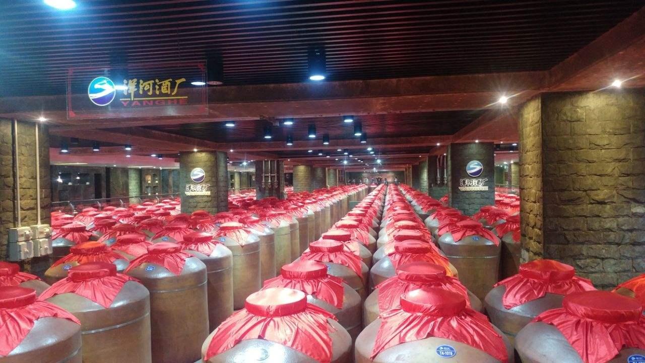 Zhang Liandong was worried about Yanghe Winery for a year, but the ...