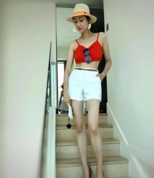 Jiang Lisha: Marrying Chen Haomin "four children in five years", now she looks older than her ...