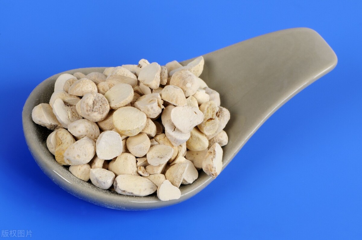 Herbal Pairs of Pinellia (6) - Pinellia and Bamboo Ru for strengthening the spleen, eliminating ...