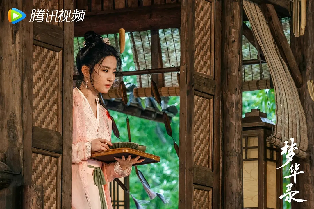 "Menghualu" Why did Zhao Paner help the queen?Reason 1 is ...