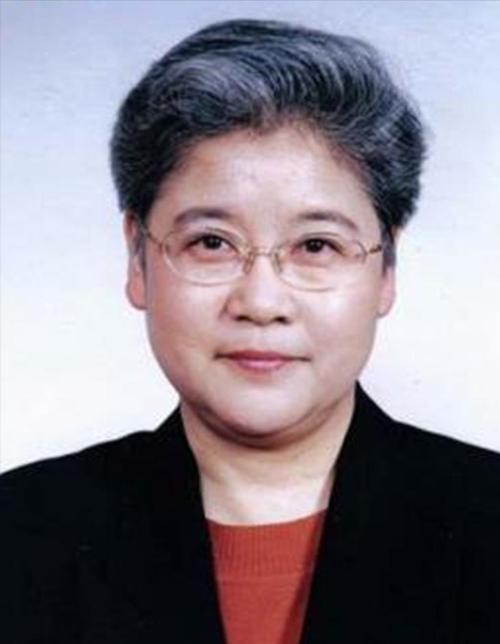 She is a leader in China's translation industry. She was praised by ...