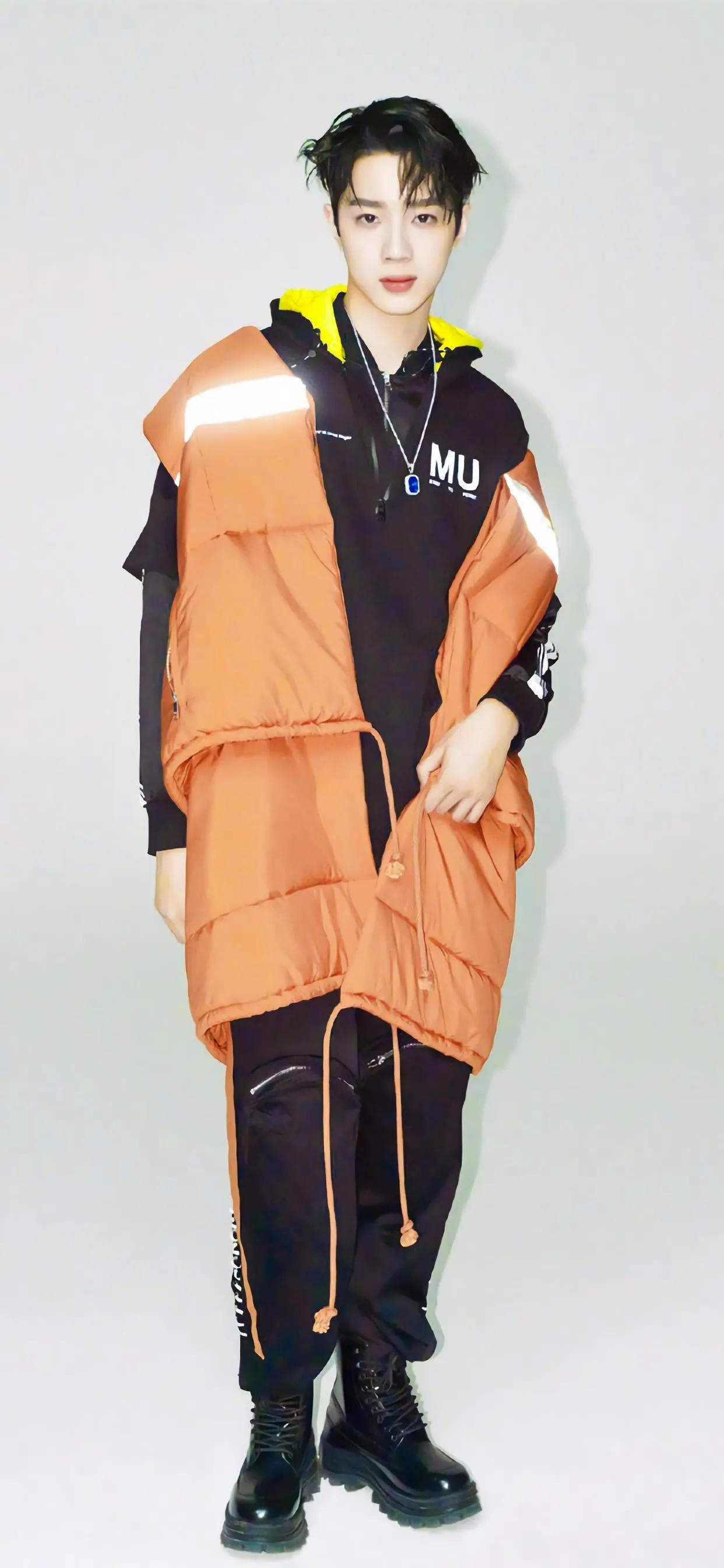 Lai Guanlin - iMedia