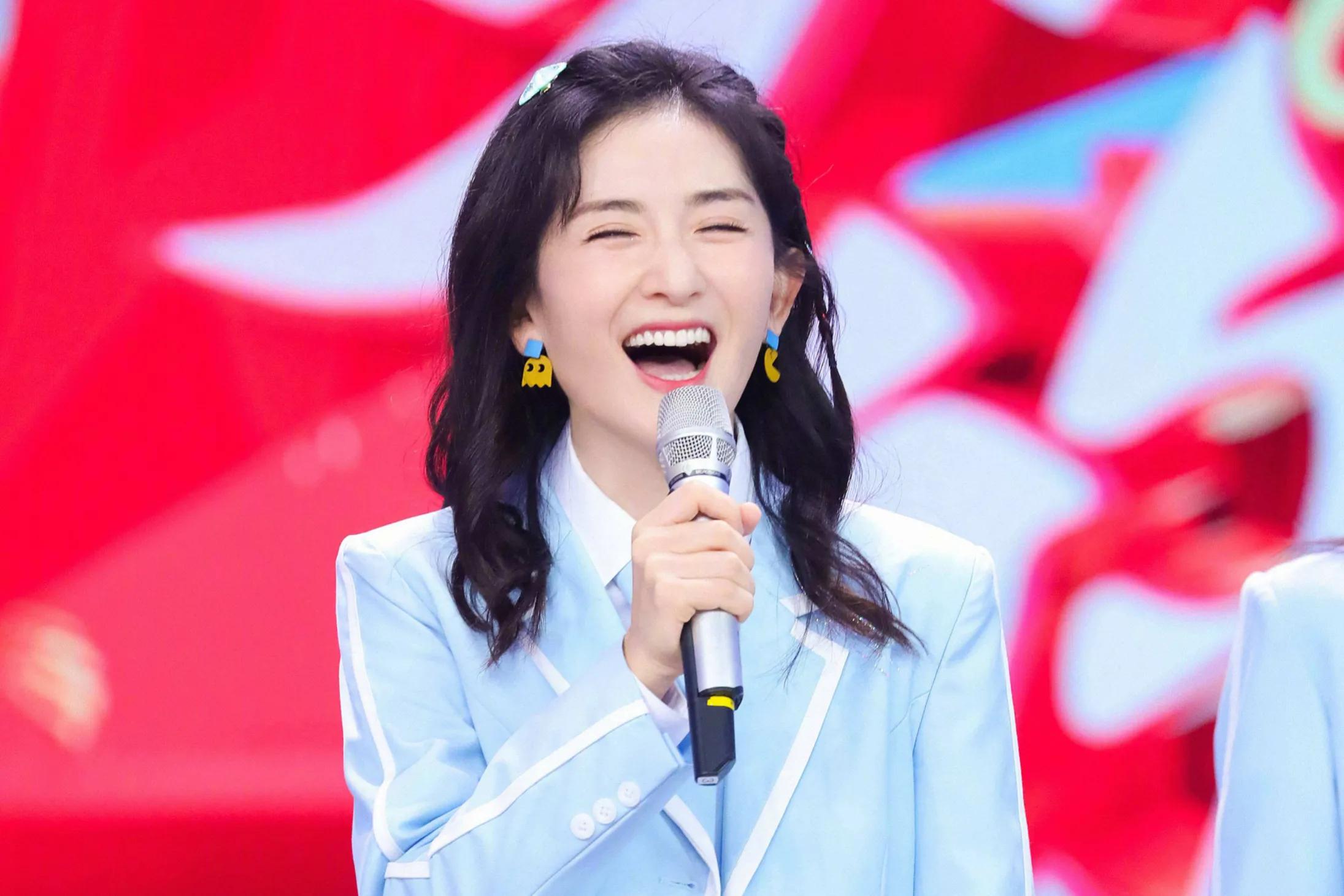 The new host Feng Xi said something wrong, He Jiong cleverly saved the ...