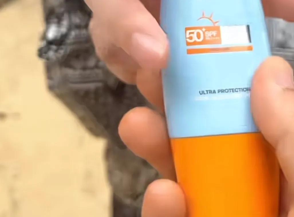 Xu Rongzhen and his wife did not forget to bring the goods when they ...