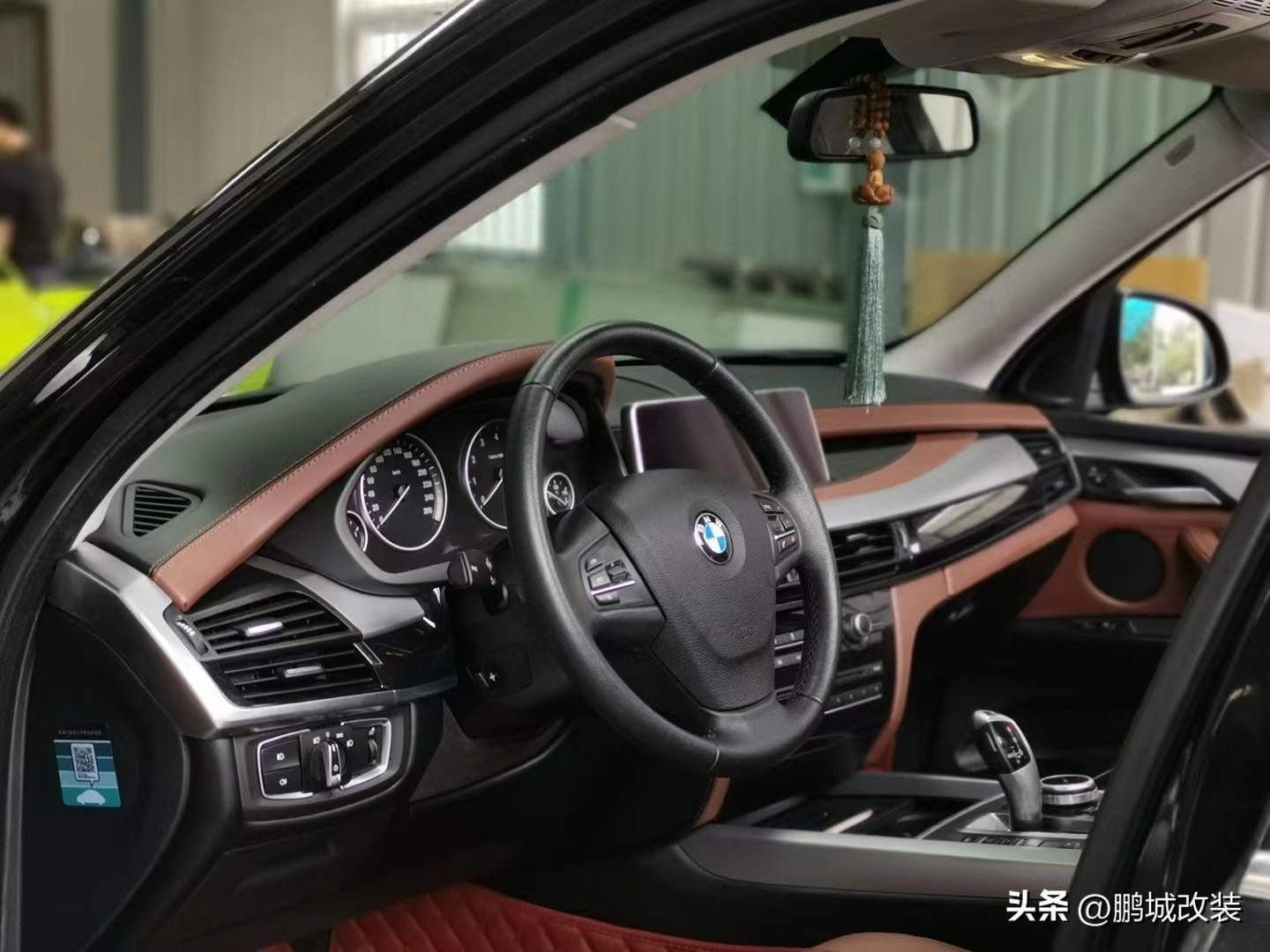 BMW x5 series modified interior seat case - iNEWS
