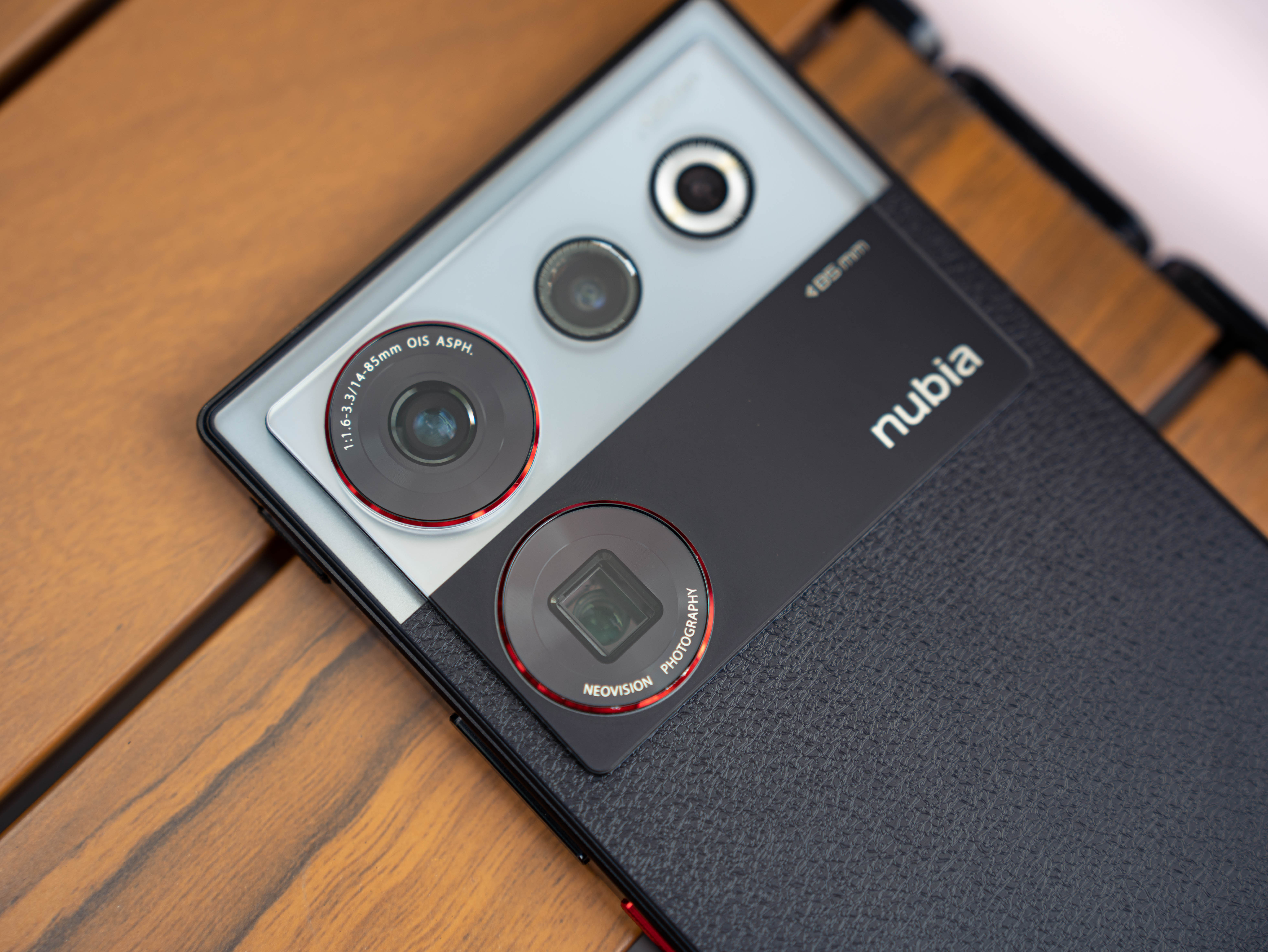 Straight-screen flagship image Nubia Z50 Ultra Photographer Edition ...