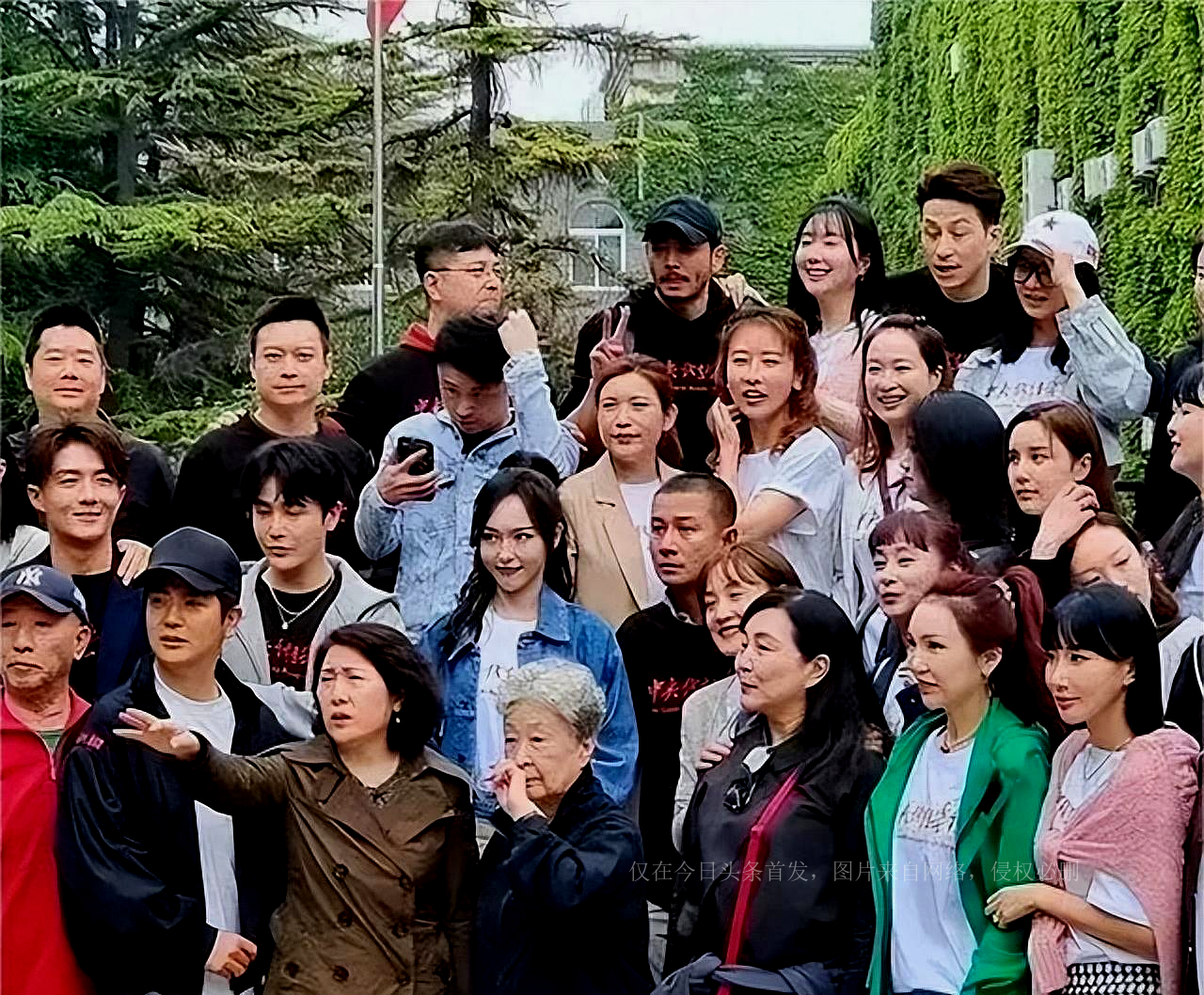 Capital tycoon Wang Ran: At the age of 51, he married actress Tong Yao ...