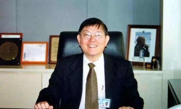 Known as the "Godfather of Chinese Chips", he founded SMIC in one hand ...