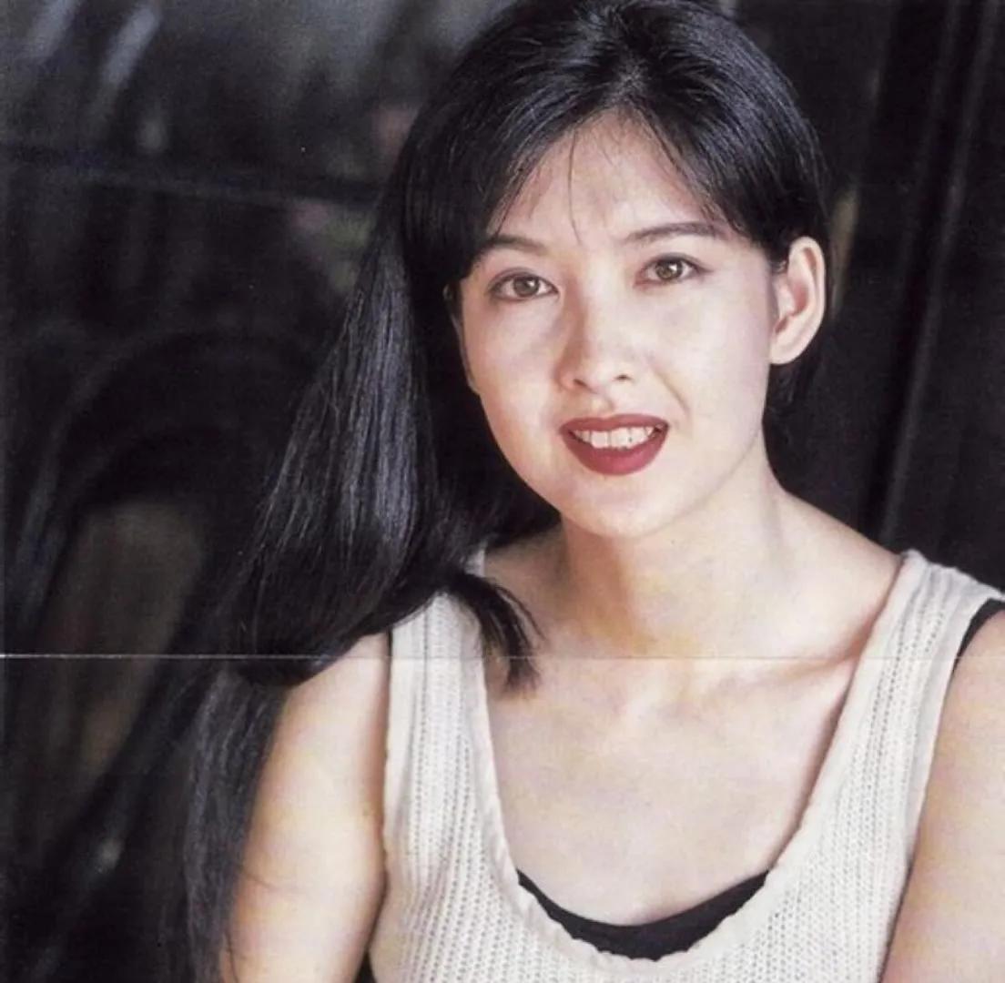 Star nostalgia series picture wallpaper ~ Zhou Huimin - iMedia