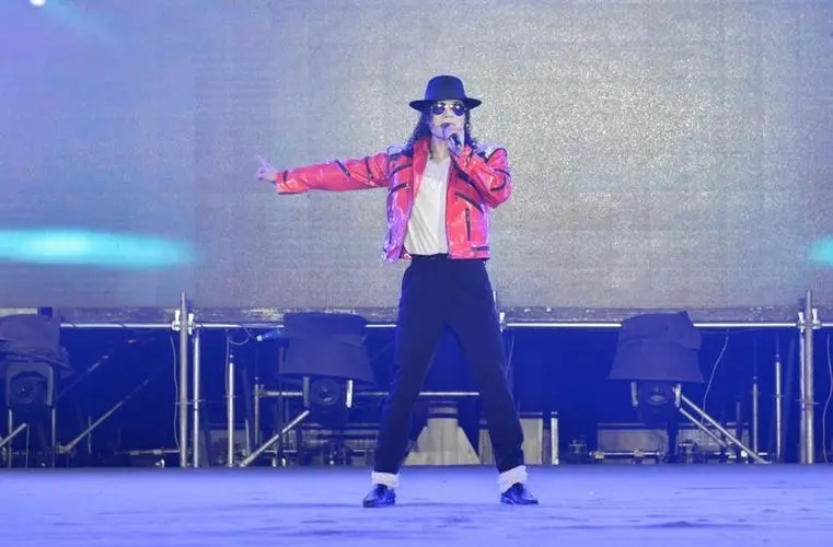 "Live MJ" Wang Jackson, "Asian Jackson" Cai Jun, who is more like ...