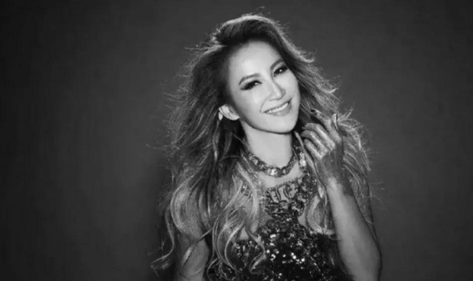 The legendary life of a generation of queen CoCo Lee Coco - iMedia