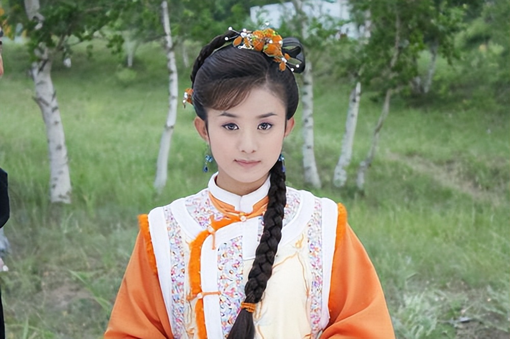 When 24-year-old Zhao Liying and 25-year-old Wang Yan stood together, I ...