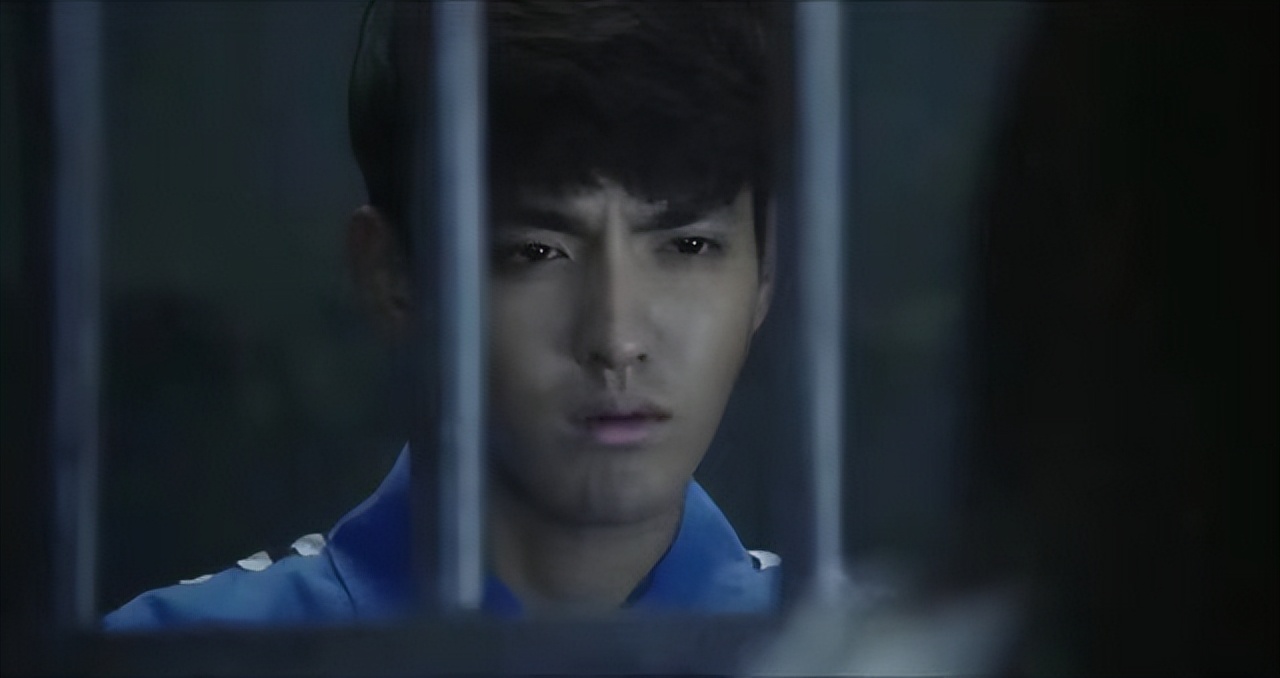 Wu Yifan is indeed the number one person in the hot search - iNEWS