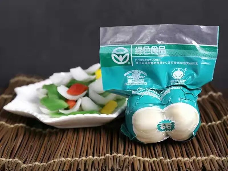 Stir-fried donkey meat with lily, tender and juicy, authentic and ...