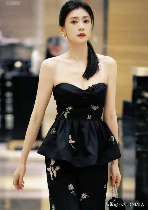 49-year-old Alyssa Chia was actually met by chance! Short stature and ...