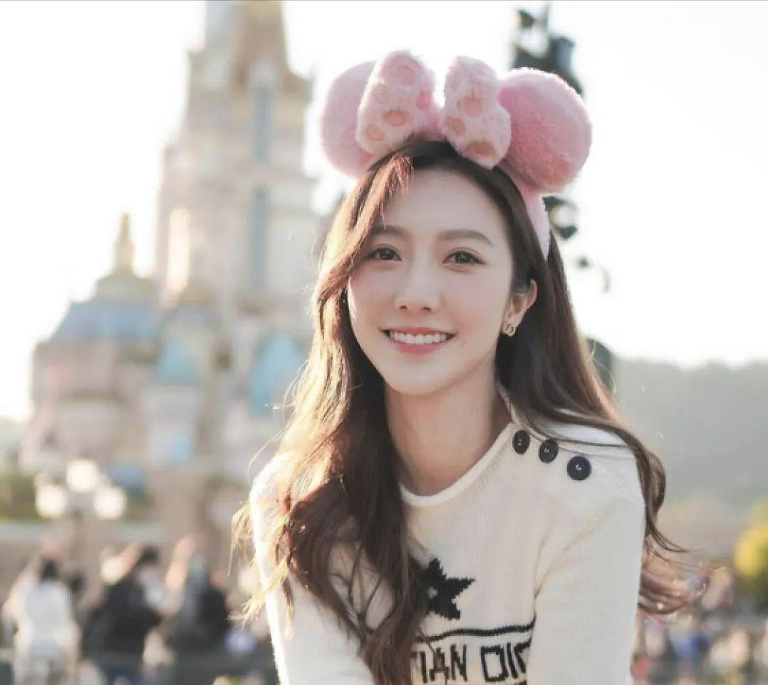 TVB Xiaohua is deeply loved by the audience. She has been in the ...