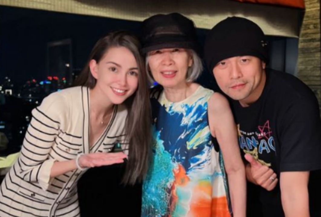 Jay Chou and Kun Ling celebrate her mother's birthday! 68-year-old Ye Huimei is more fashionable ...