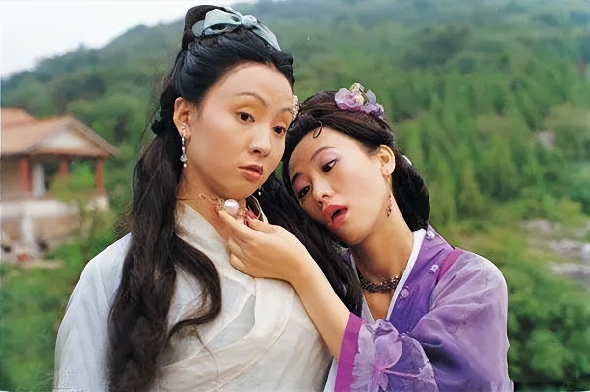 Actor Weng Hong became famous after taking off his clothes in romantic ...