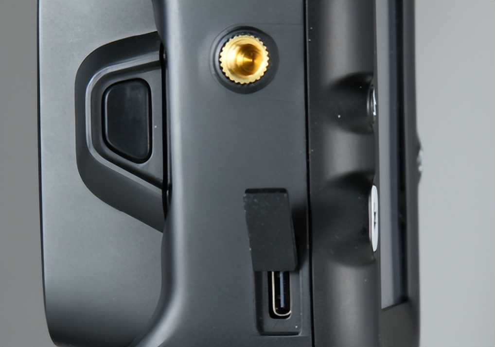 Photographer's new favorite Jinbei HD-2max professional on-camera flash - iNEWS