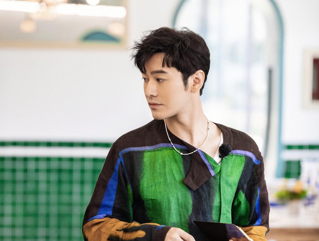 More bold than Zhao Liying, more sober than Huang Xiaoming, Yin Tao is ...