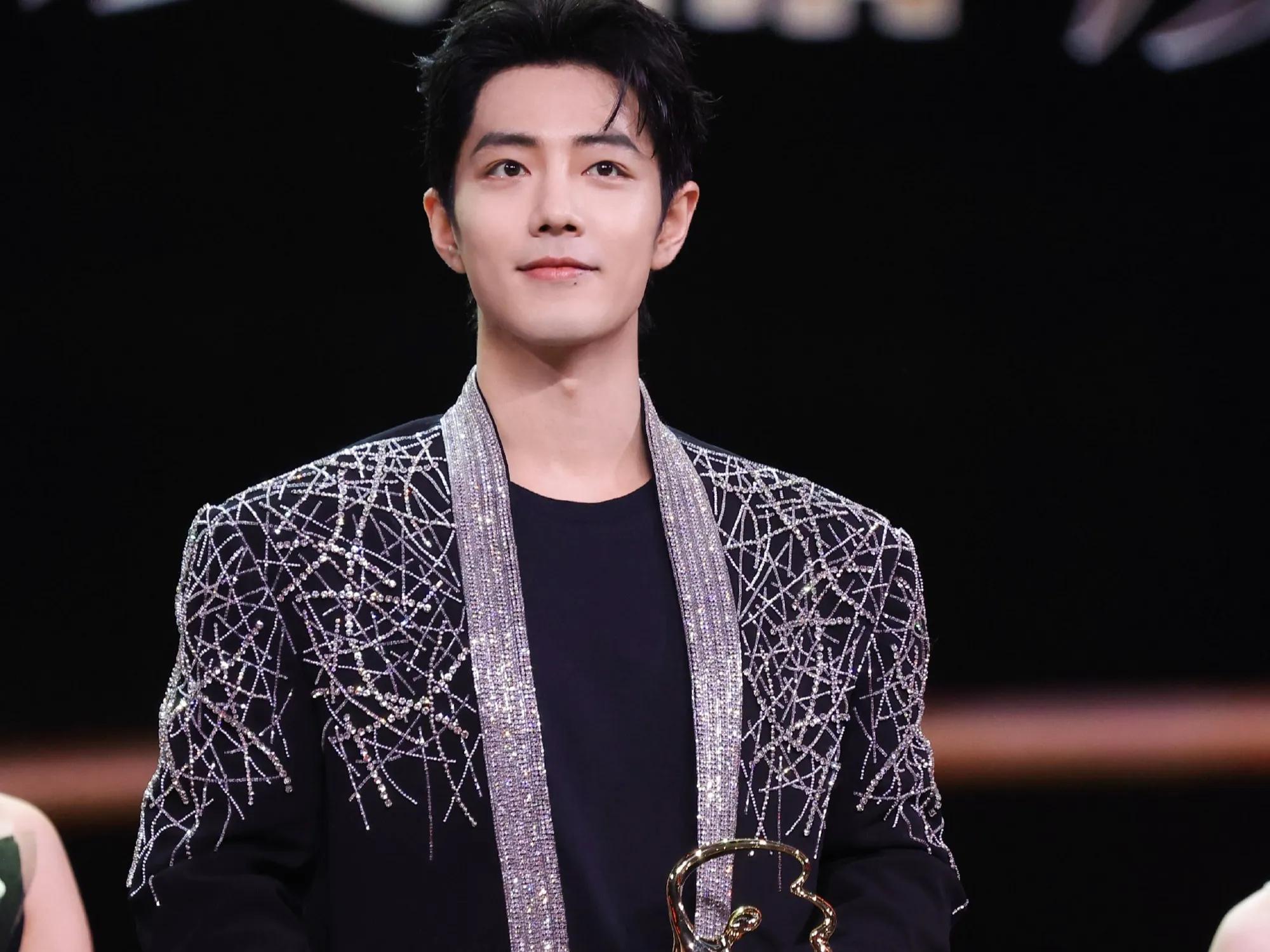 Weibo Night: Gu Yiye is written on the teleprompter, why does Xiao Zhan ...